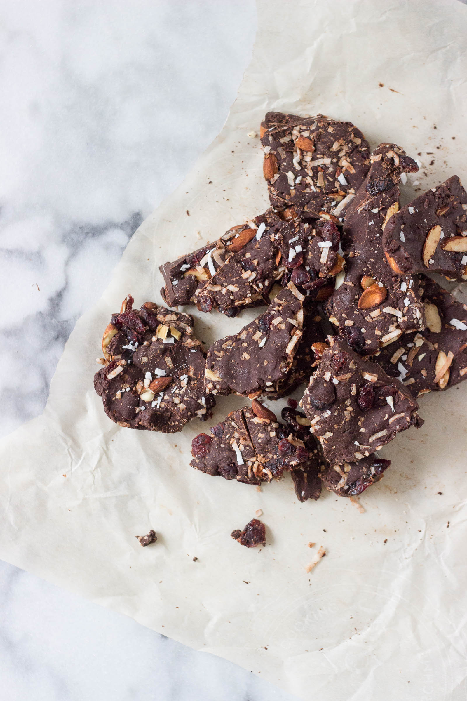How To Make Chocolate Almond Bark | Miss Nutritionista